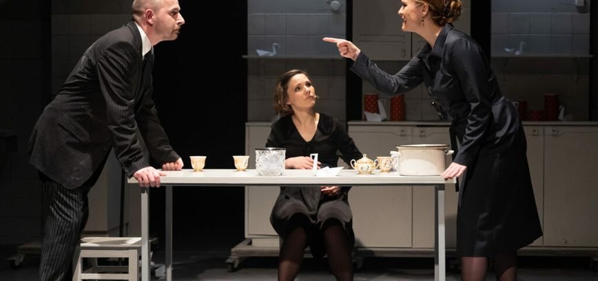 Spektaklis „Saša, Išnešk šiukšles“ | Verslo žinios | Tiksaviems.lt